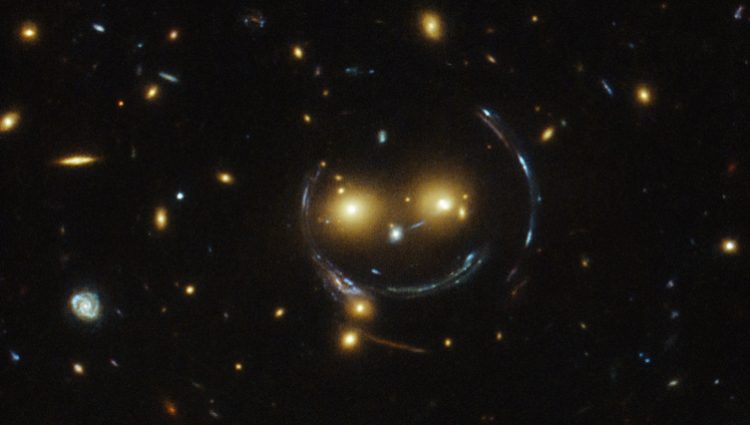 smile galaxy | Hora de Berear